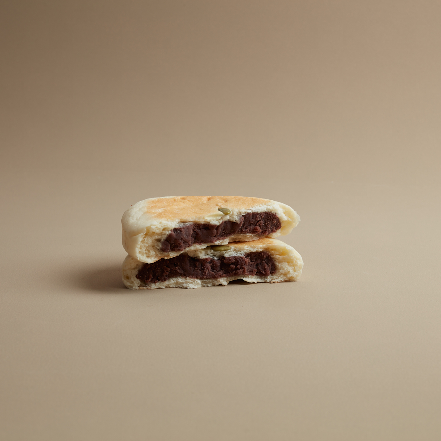 Azuki Pan – 2pcs – Dulcet Cakes & Sweets